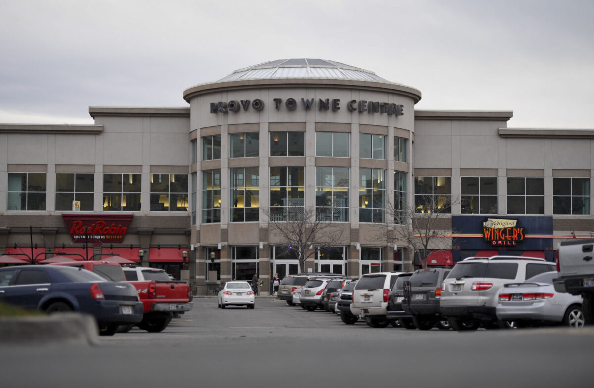 Provo Towne Centre reopens for shopping | News, Sports, Jobs - Daily Herald